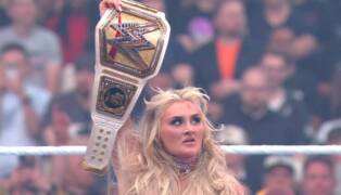 Tiffany Stratton Retains WWE Women's Title at Wrestlemania 41 After ...